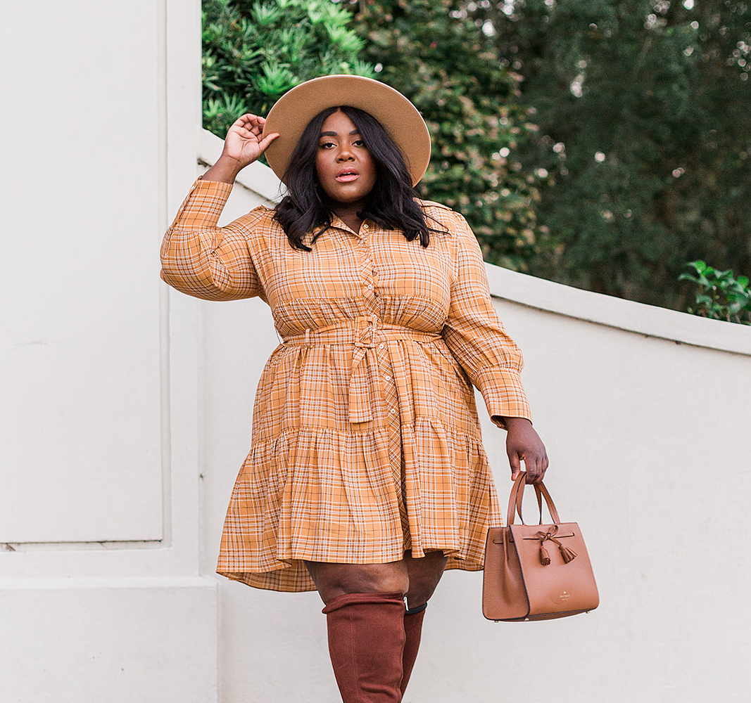 90's Love: Bodysuits + White Jeans | Musings of a Curvy Lady